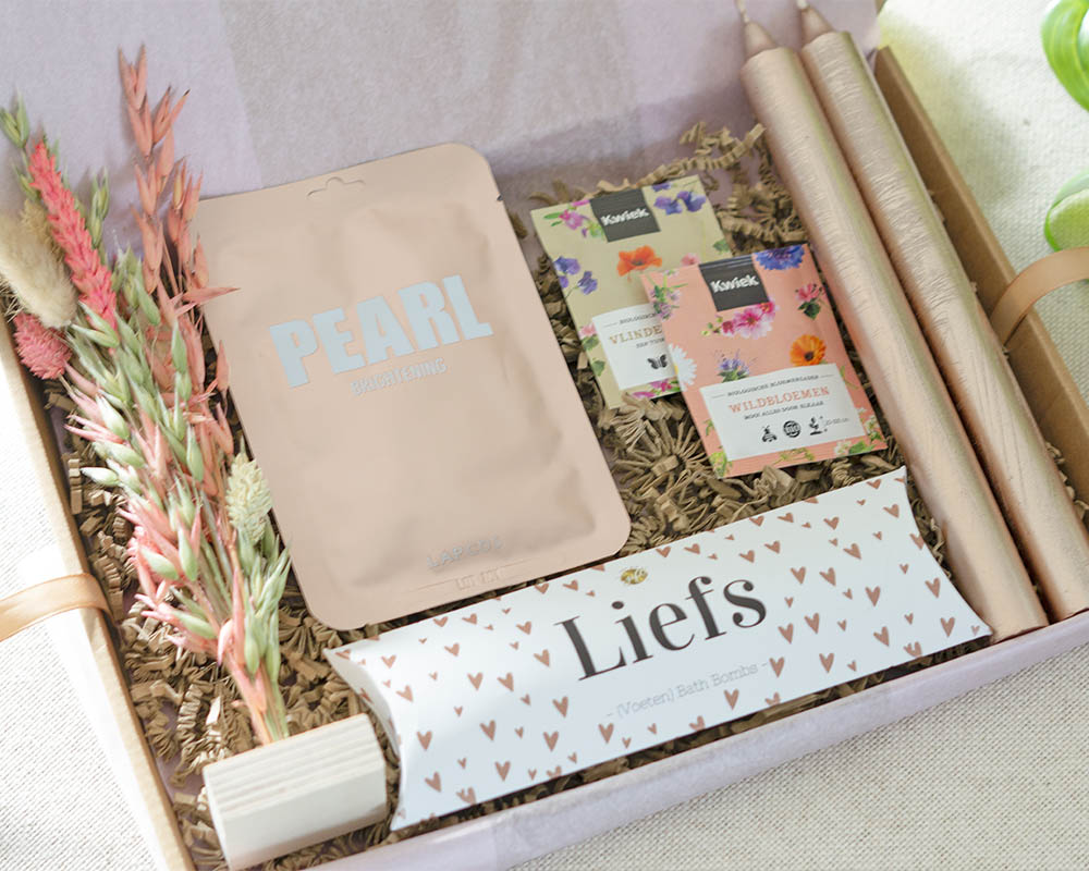 Zelf cadeaupakket samenstellen | Cadeau per post